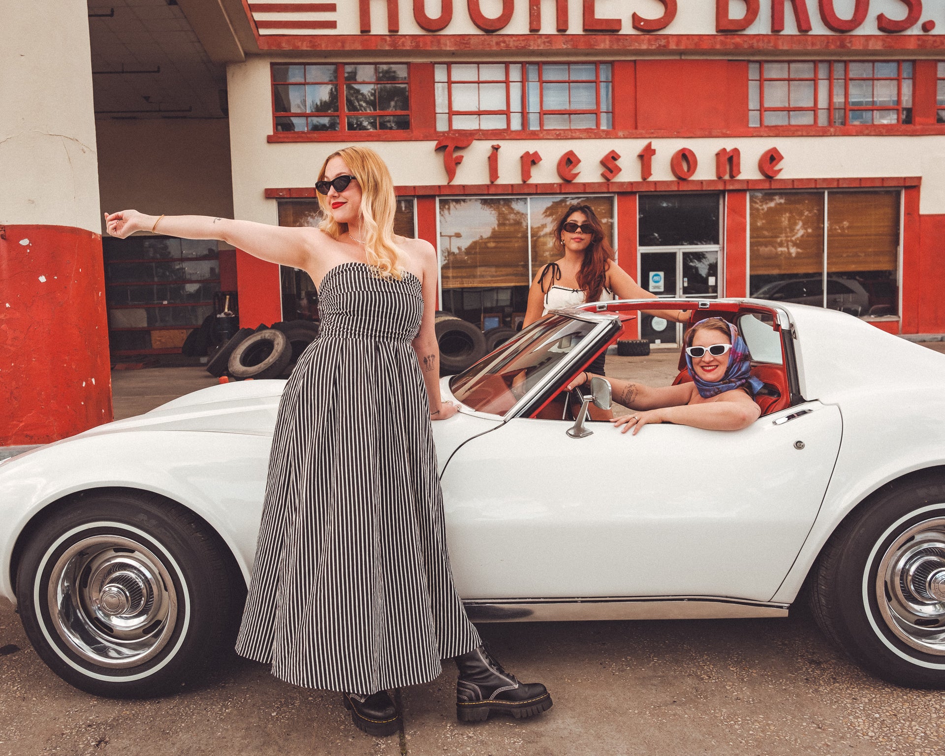 Gals – Modern Legend, LLC.