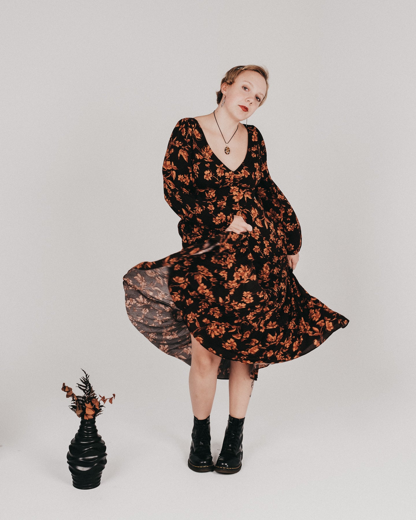 Gals – Modern Legend, LLC.